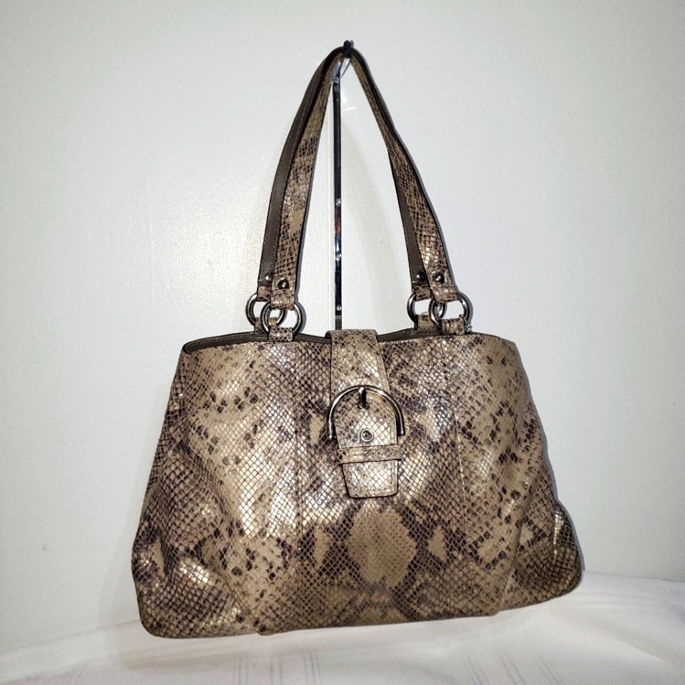Coach F19679soho Embossed Exotic Python Leather Shoul… - Gem